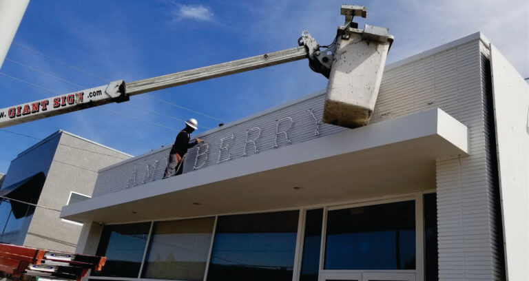 AMY BERRY in Dallas - Giant Sign Company