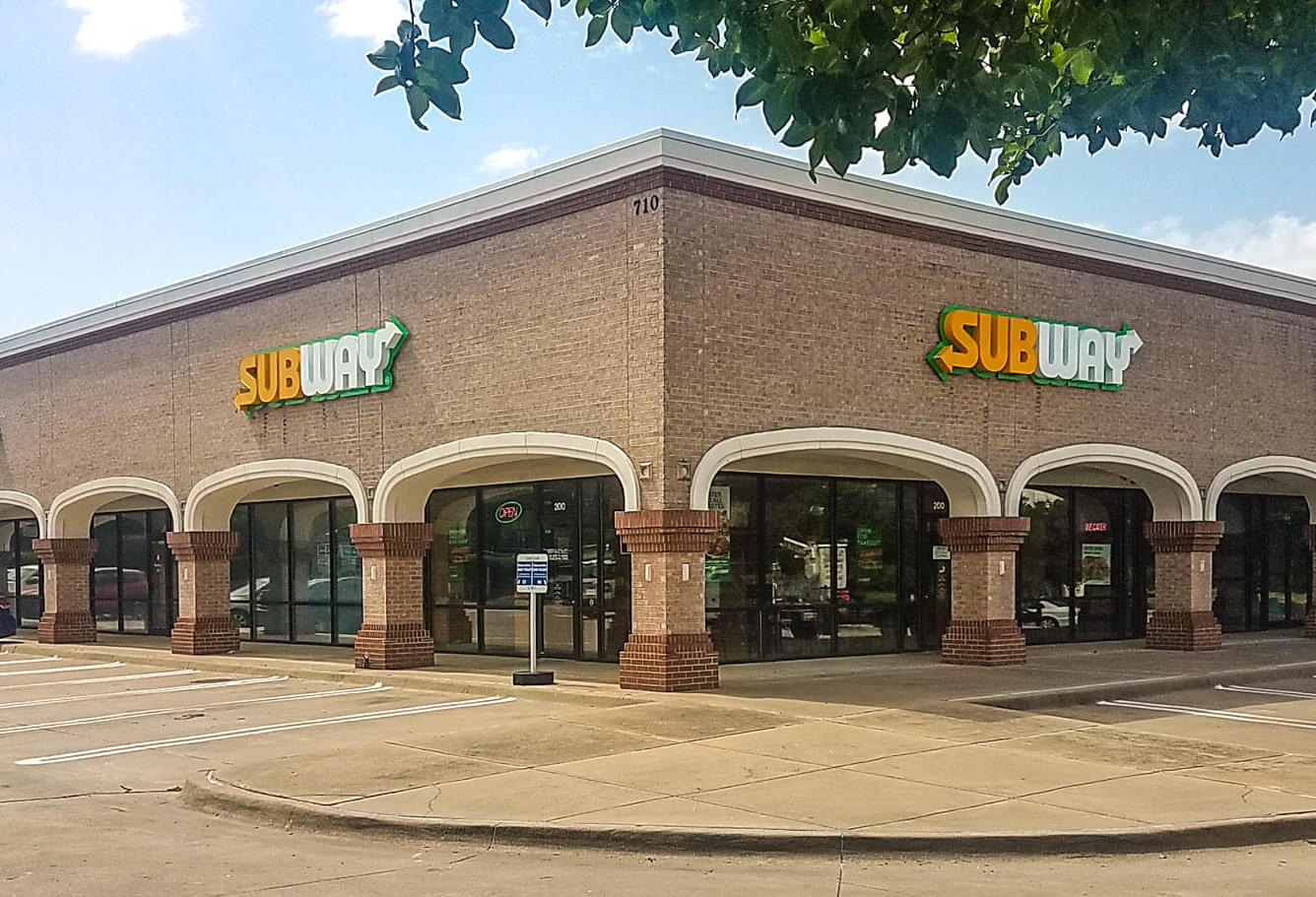 low-profile wireway Archives - Giant Sign Company