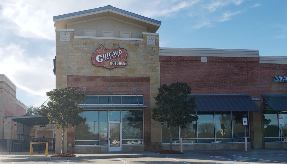 Chicago Avenue Hotdogs in Frisco - Giant Sign Company