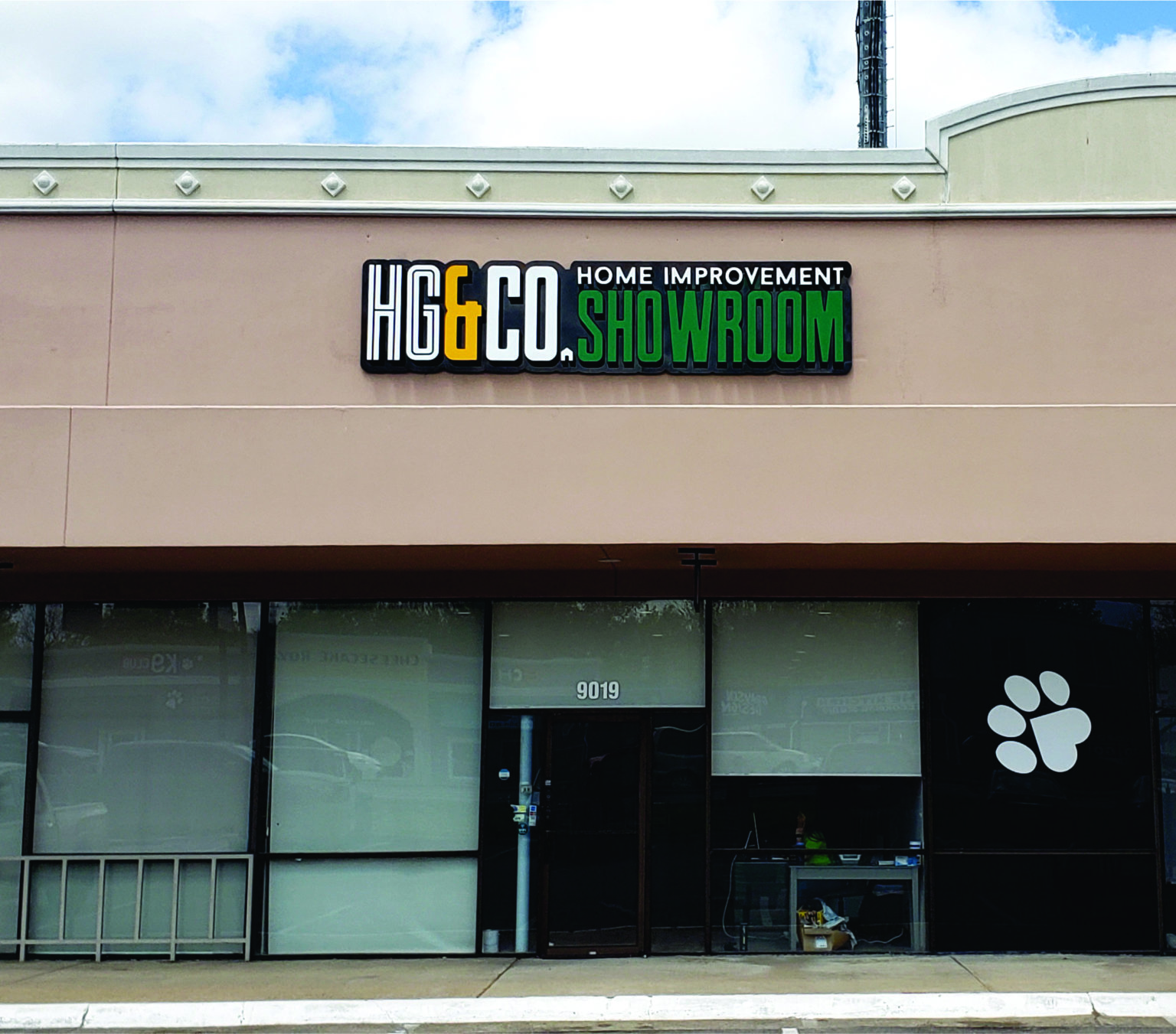 HG&Co in Dallas - Giant Sign Company