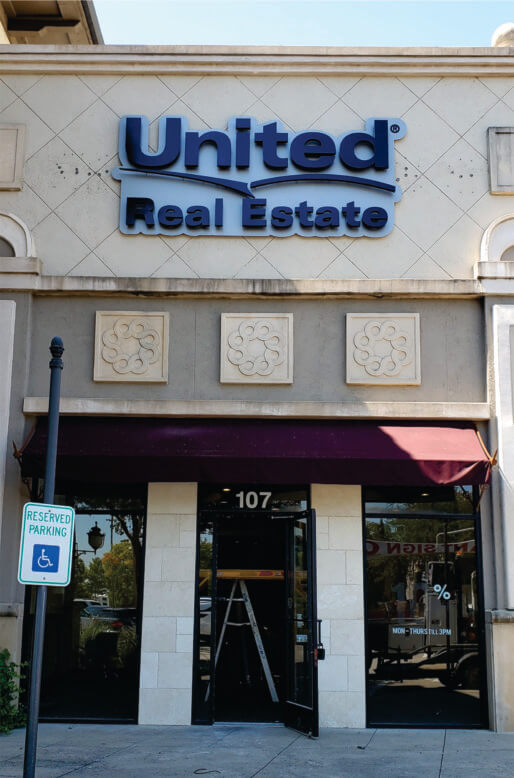 United Real Estate in Frisco - Giant Sign Company