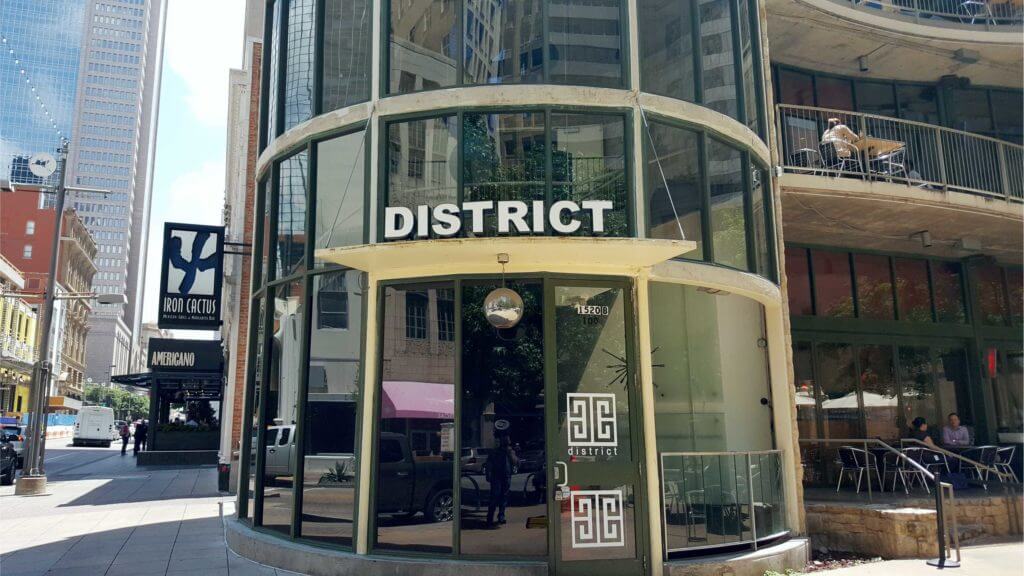 District in Dallas - Giant Sign Company