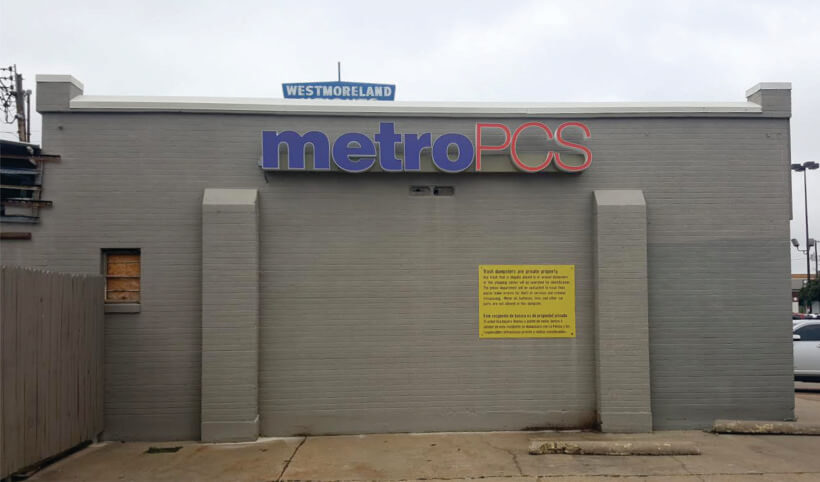 Metro PCS in Dallas - Giant Sign Company