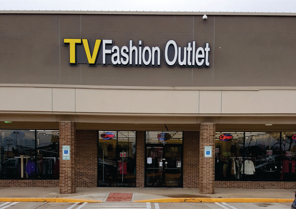 TV Fashion Outlet in Duncanville - Giant Sign Company