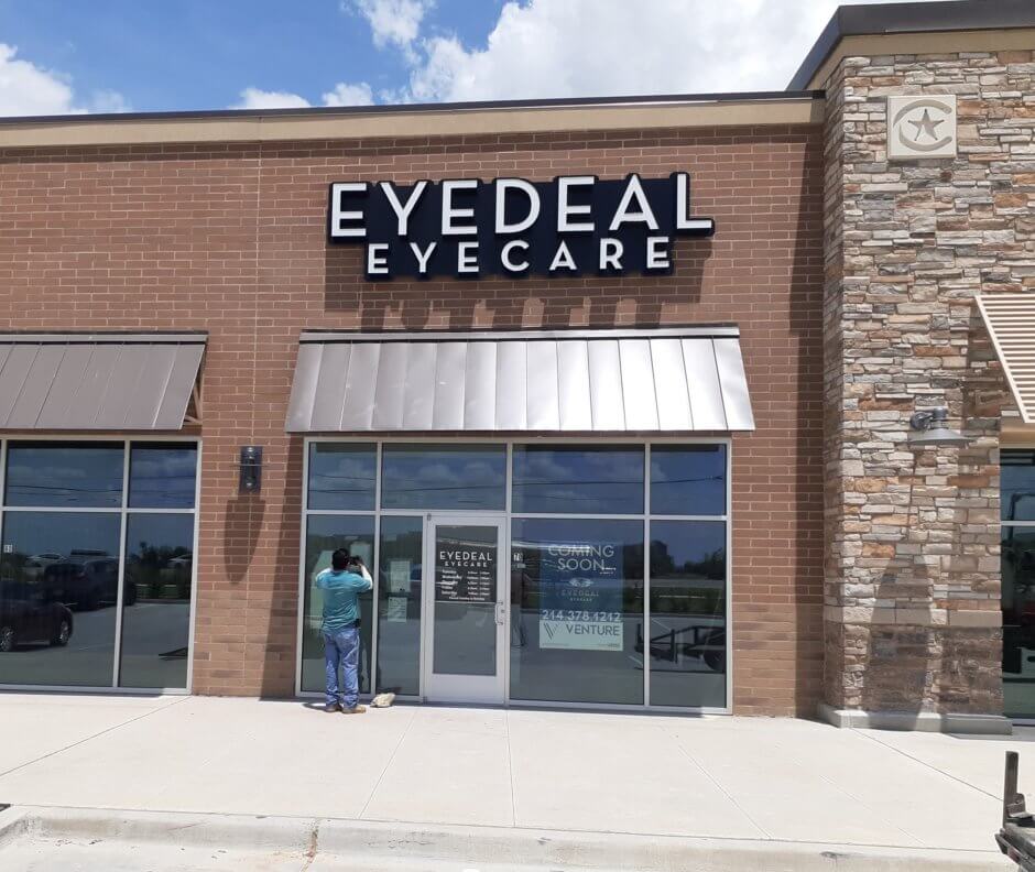 Eyedeal Eyecare in Prosper - Giant Sign Company